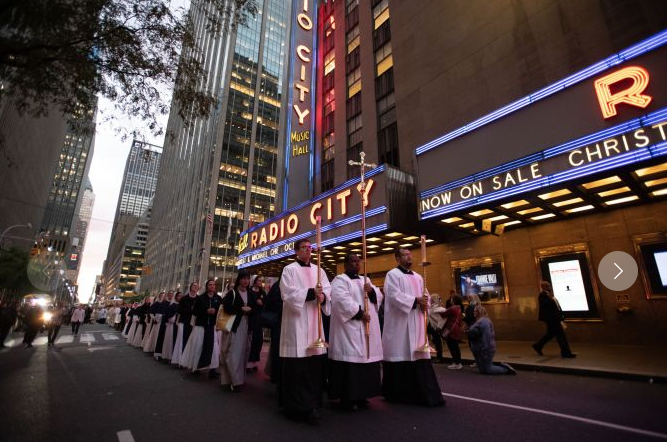 PHOTOS: Eucharistic Procession in the Heart of New York City | Catholic ...