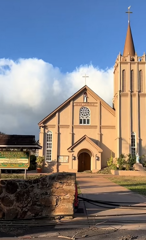 The Miracle in LaHaina, Maui: Maria Lanakila Catholic Church Still ...